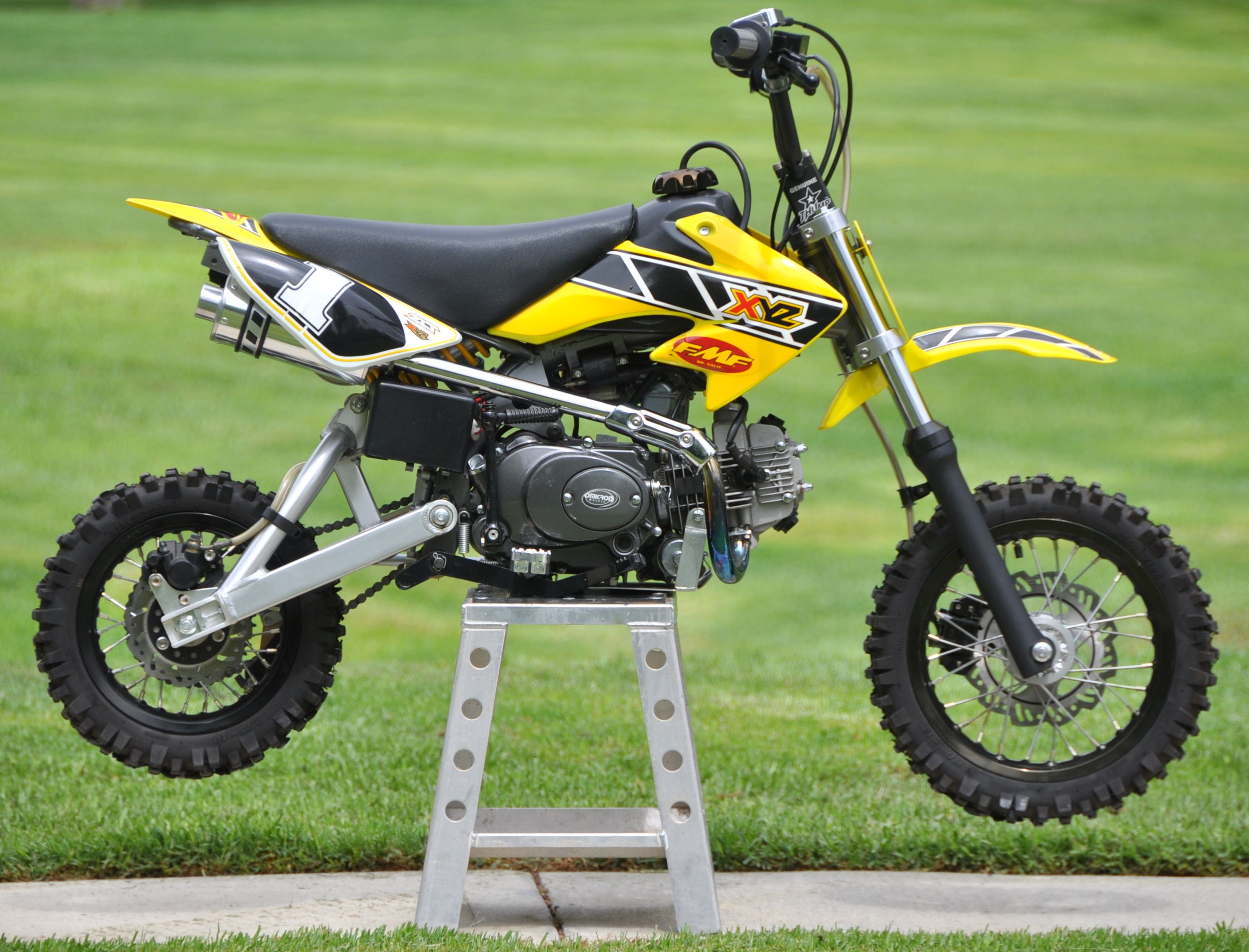 Bonhams Cars : 2006 Thumpstar 125 'YZ Replica' Frame no. LDJPGH5C981121106