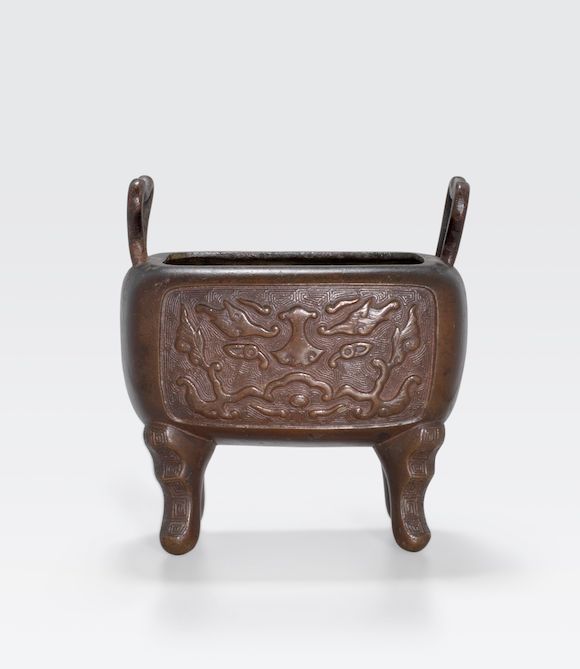 Bonhams : A small archaistic bronze rectangular censer 17th/18th century