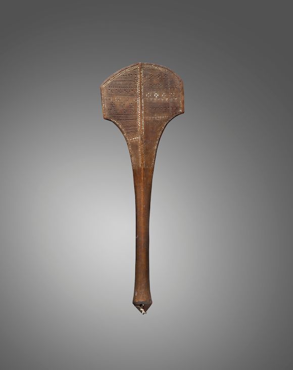 Bonhams : Large Crescent Club, Samoa