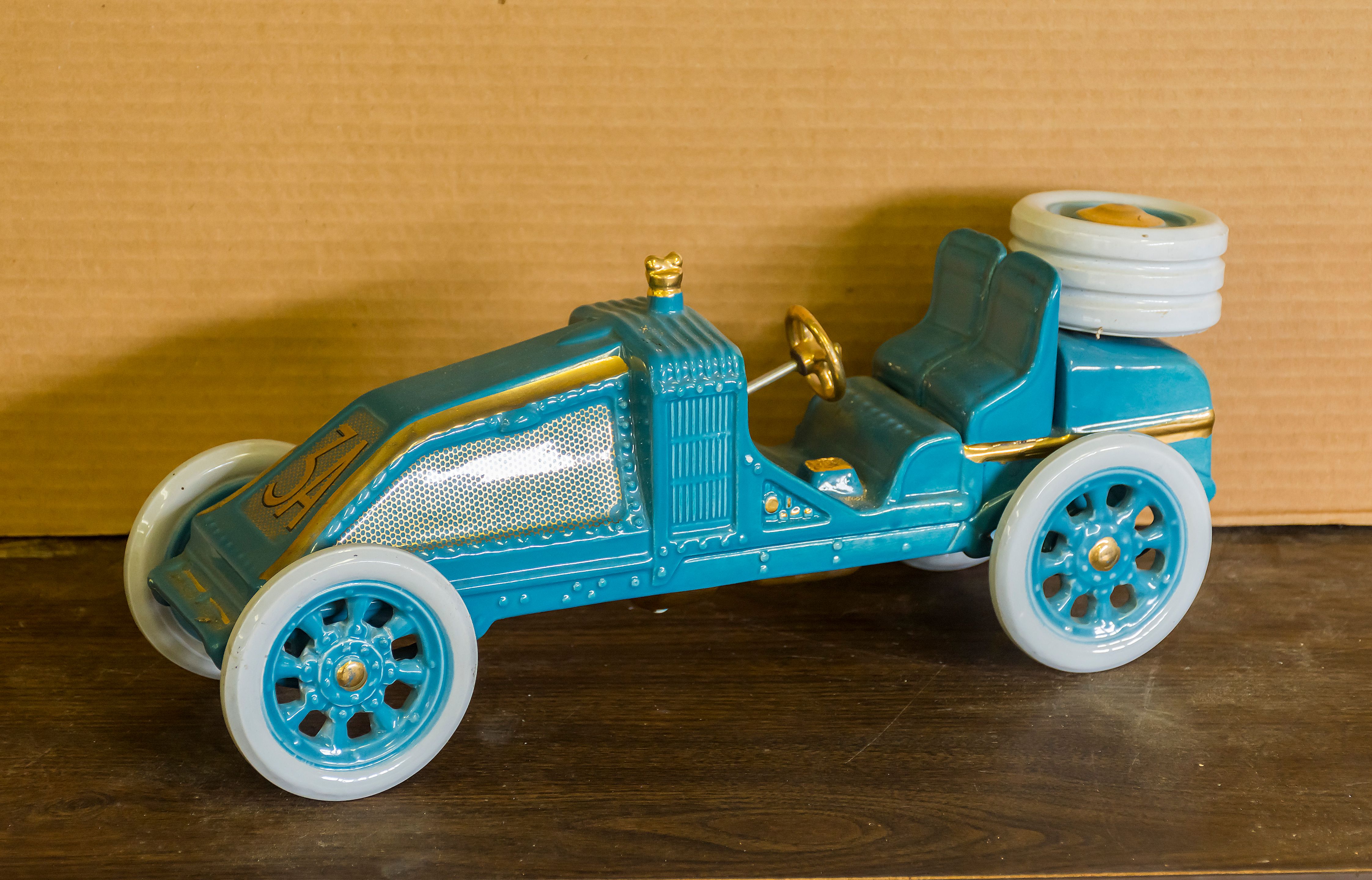 Bonhams Cars : Ceramic Model