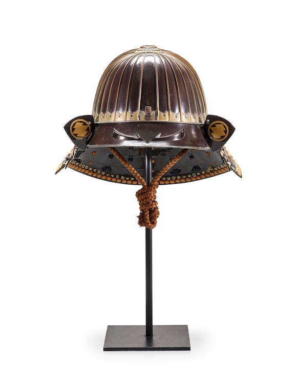 Bonhams : A black lacquered 32-plate so-fukurin suji-kabuto Edo period ...
