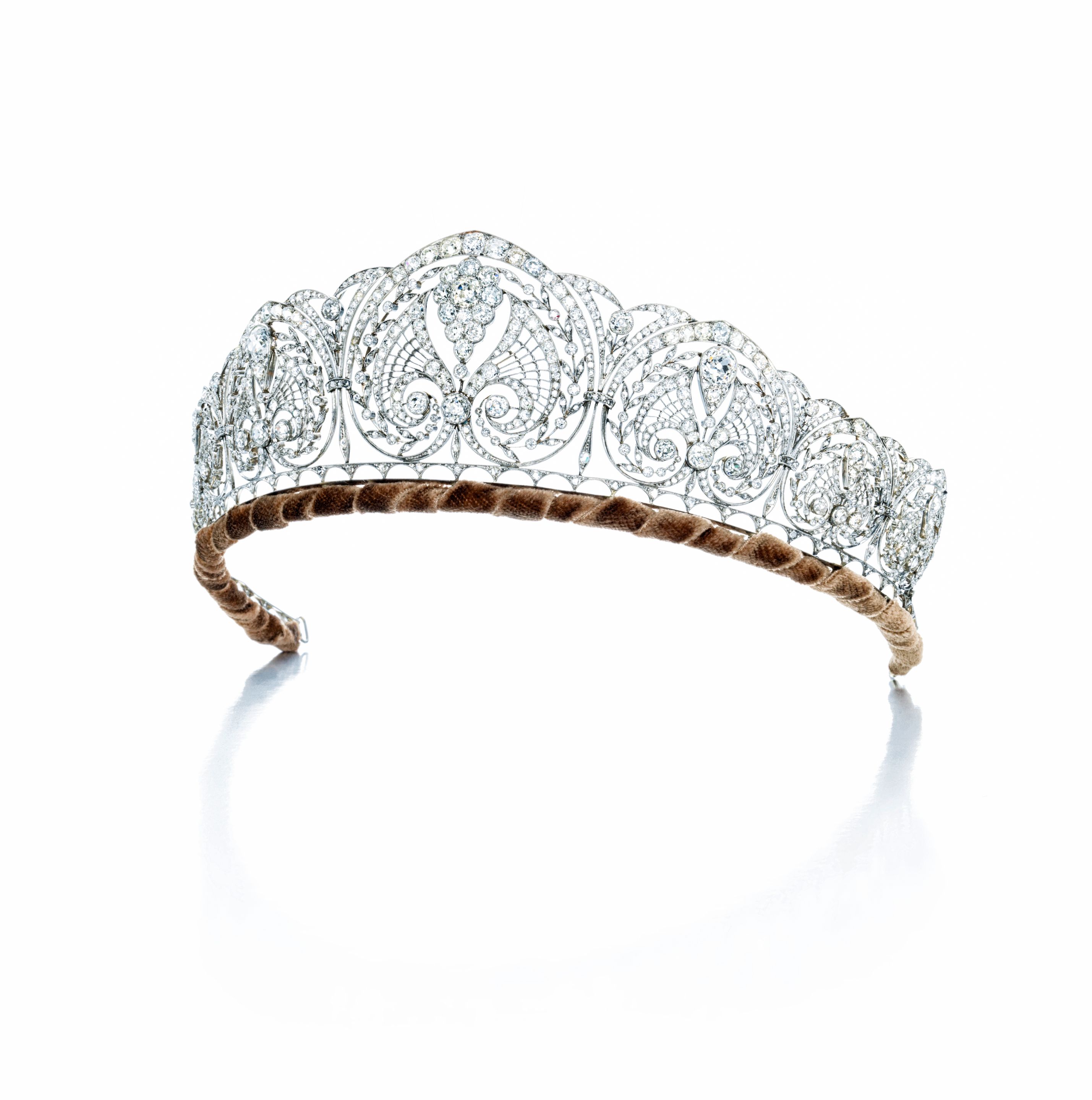 Bonhams : A diamond diadem