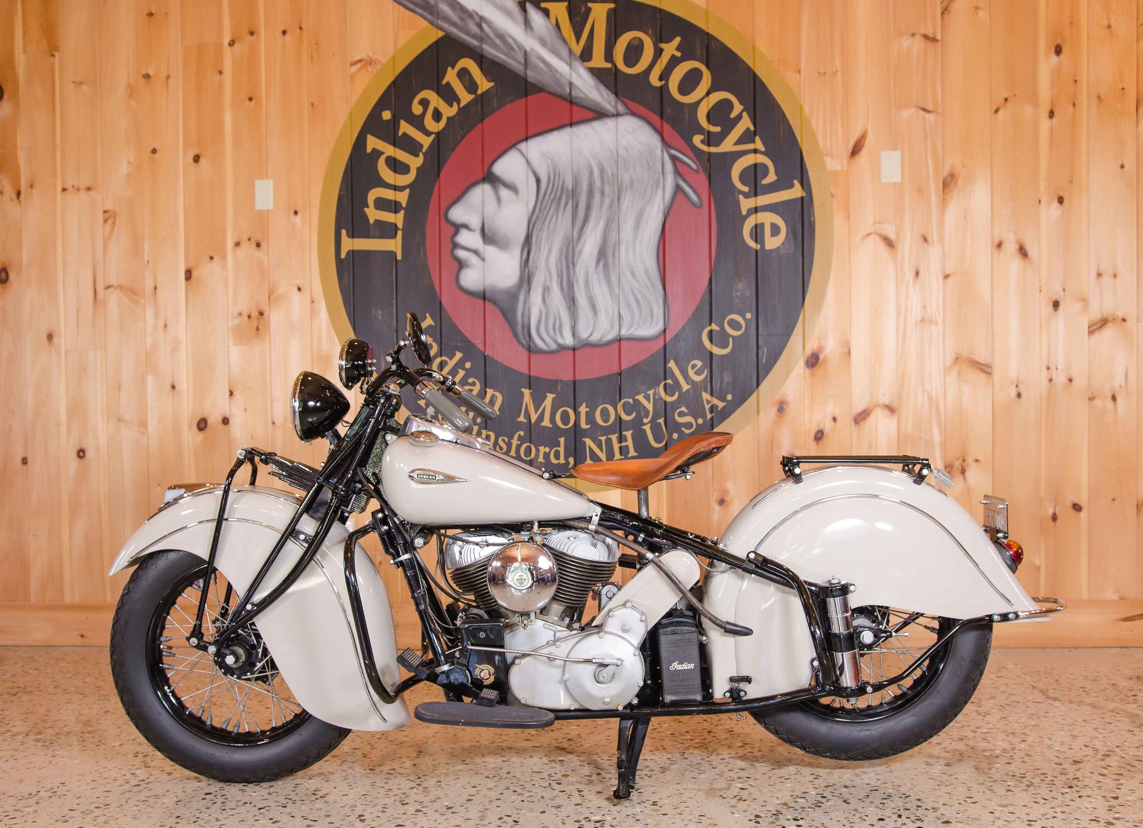 Bonhams Cars : 1940 Indian 74ci Chief Engine no. CDO 3448