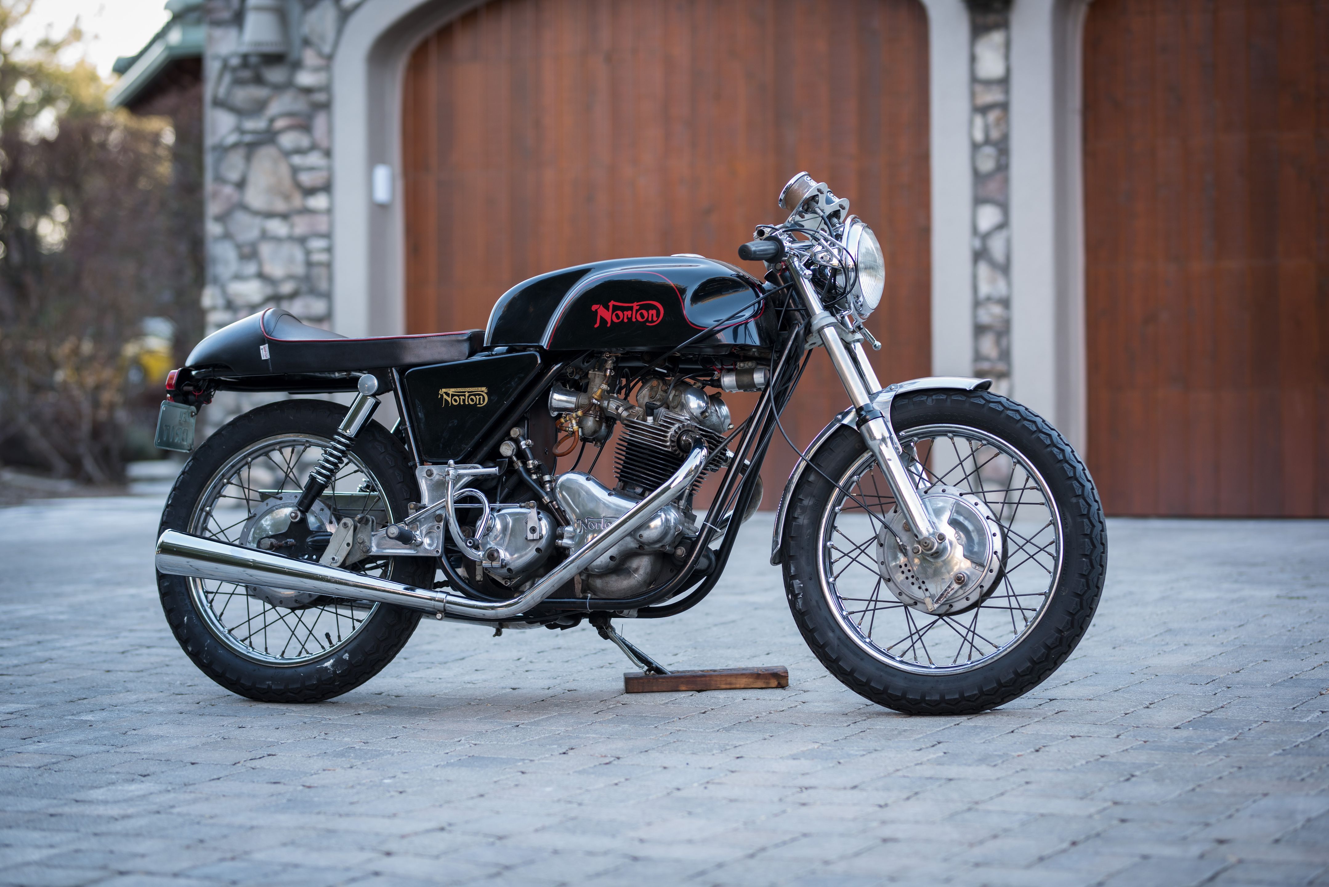 1970 Norton 750cc Commando S Café Racer Frame no. 136121 Engine no ...