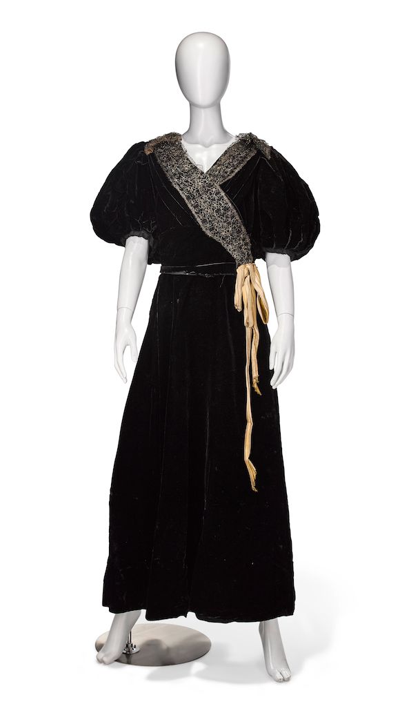 Bonhams : An Alison Skipworth Adrian-designed gown from The Gorgeous Hussy