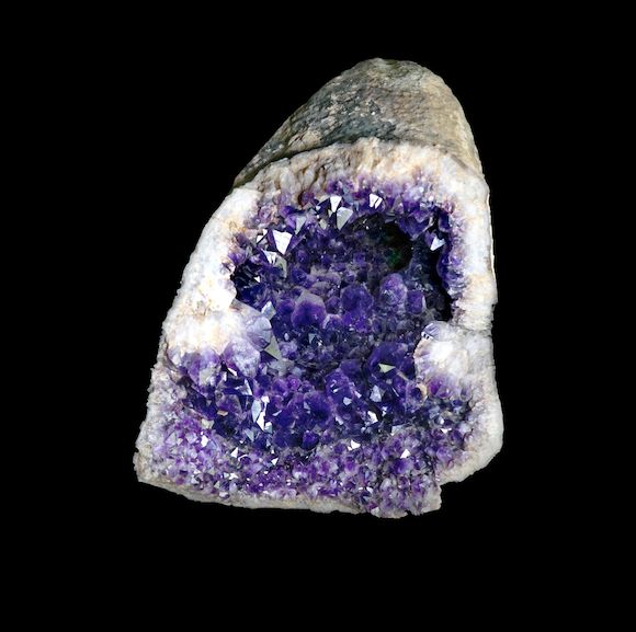 Bonhams : Amethyst Geode of "Tunnel" Form