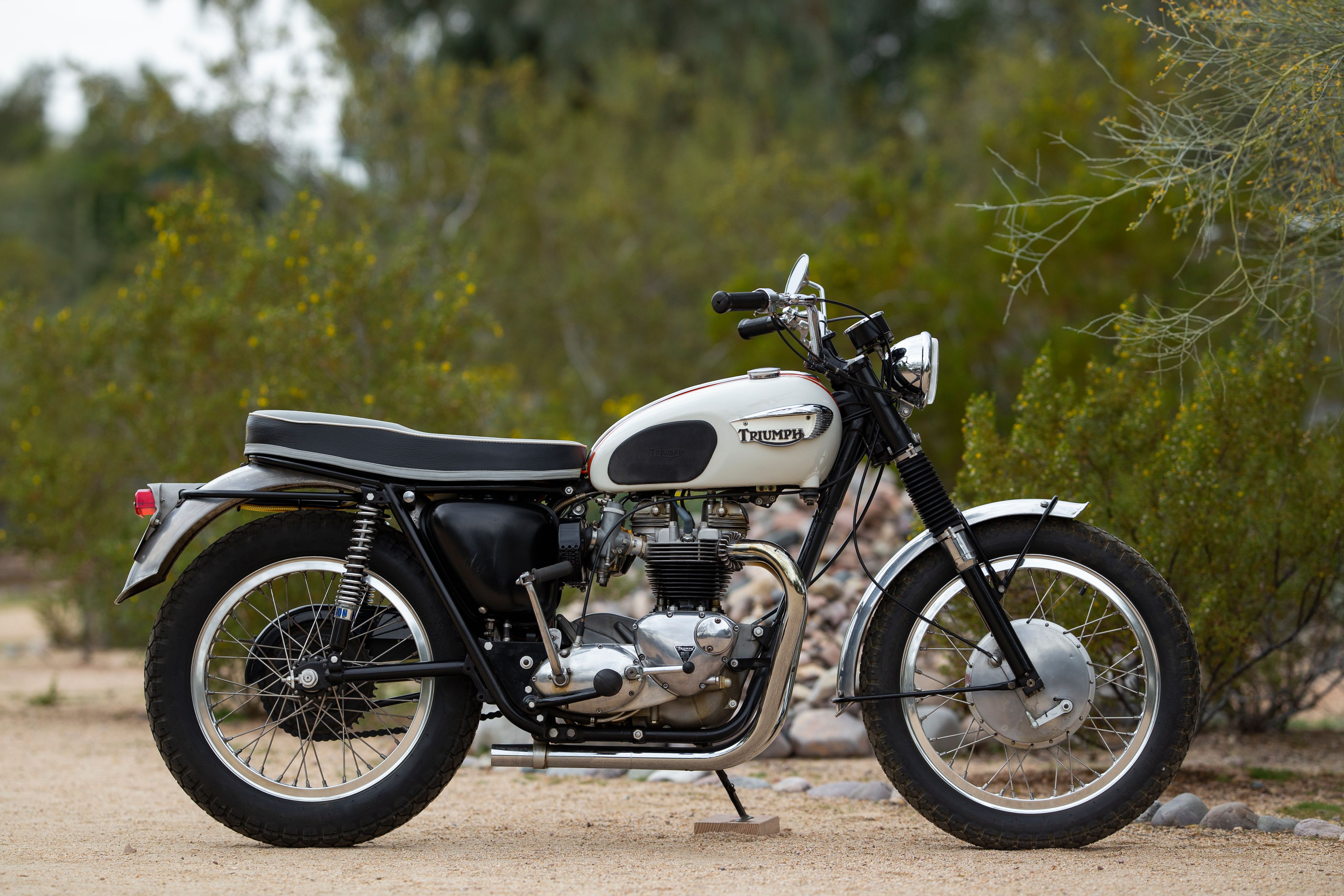 Bonhams Cars : 1966 Triumph 650cc T120TT Special Frame no. T120TT DU ...
