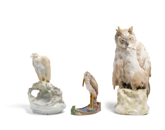Bonhams : Three porcelain figures of birds 20th century