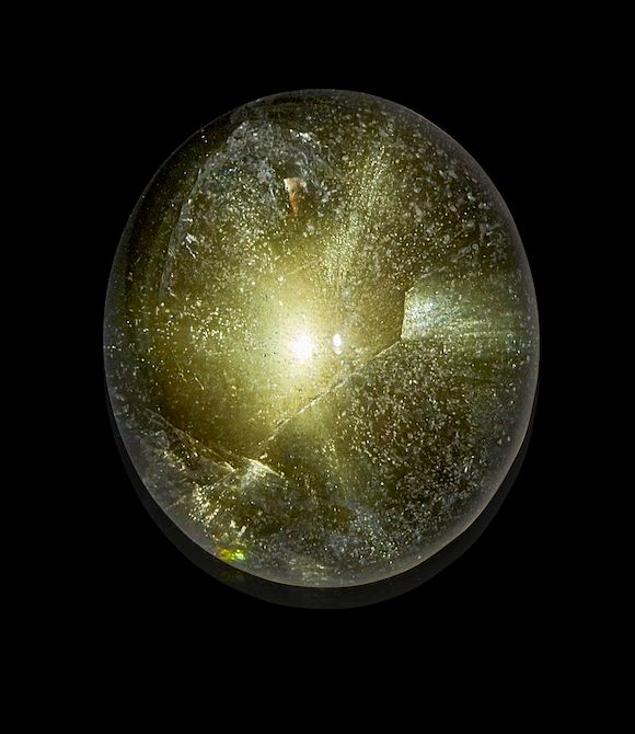 Bonhams : Star Beryl var. Aquamarine