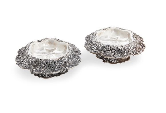 Bonhams : A pair of American sterling silver tazzas with everted ...