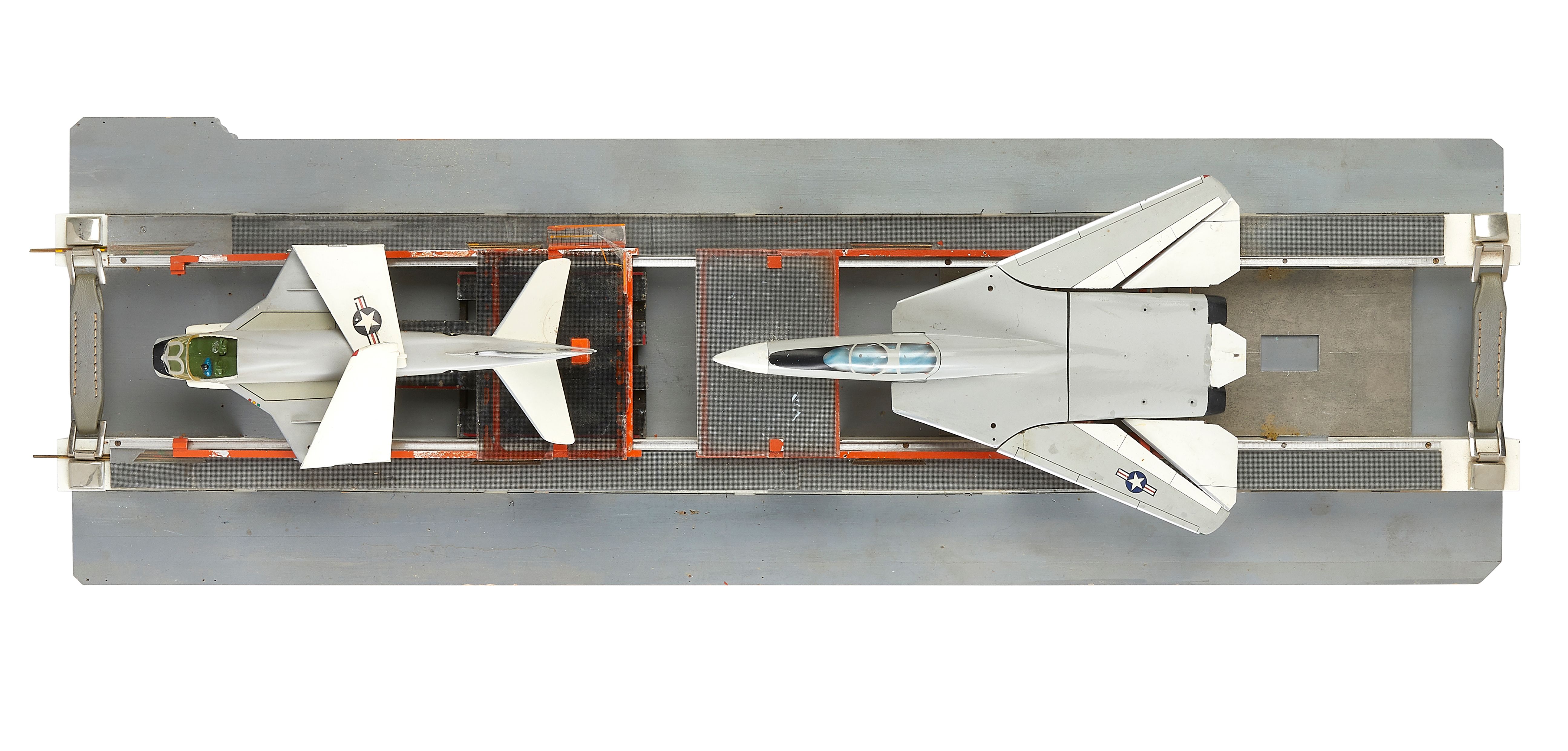 Bonhams : JET AIRCRAFT ASSEMBLY LINE MODEL.