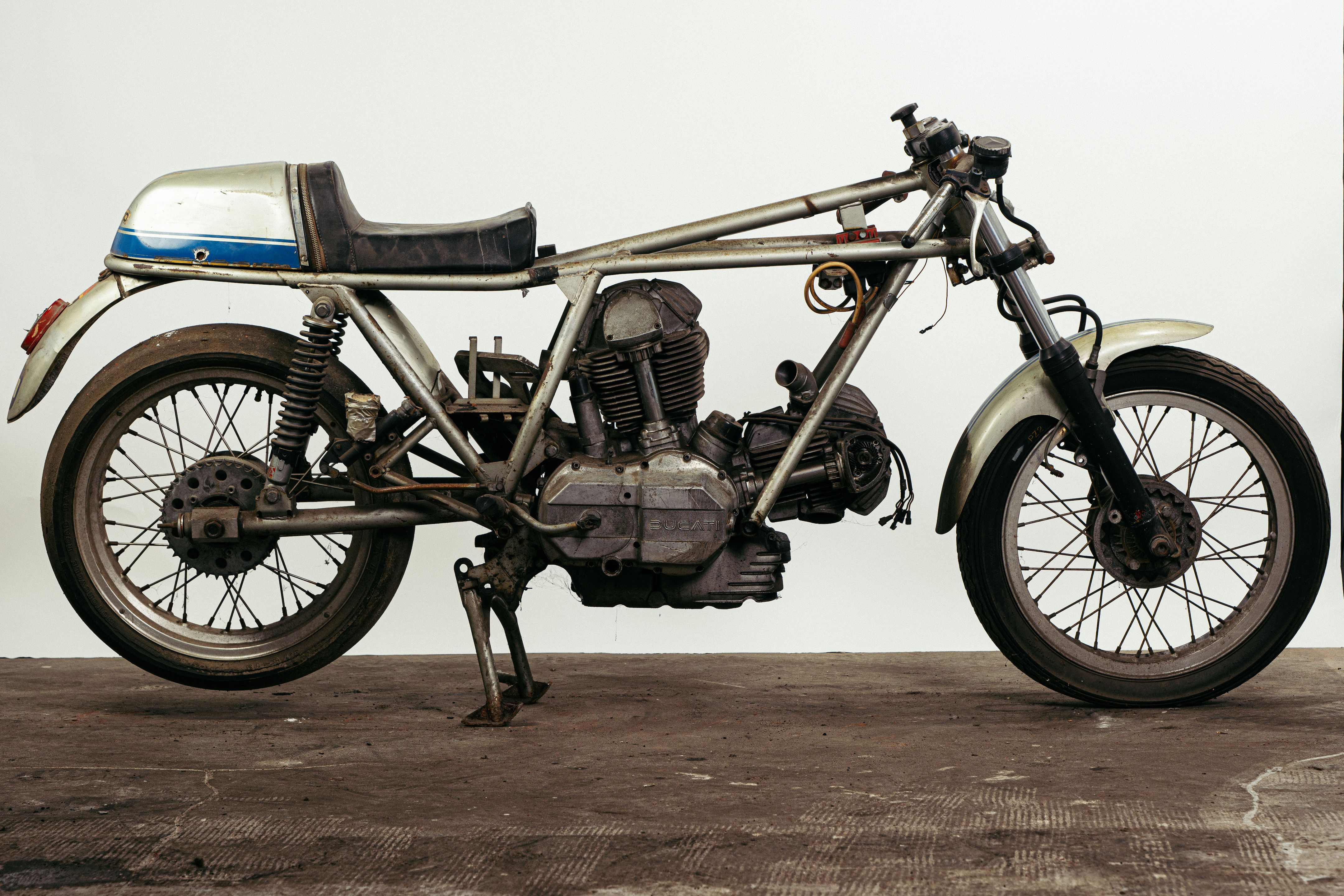 Bonhams Cars : 1978 Ducati 900SS Road Racer Project Frame no. DM860SS ...