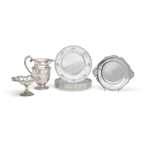 Bonhams : A set of Ten American sterling silver service plates by ...