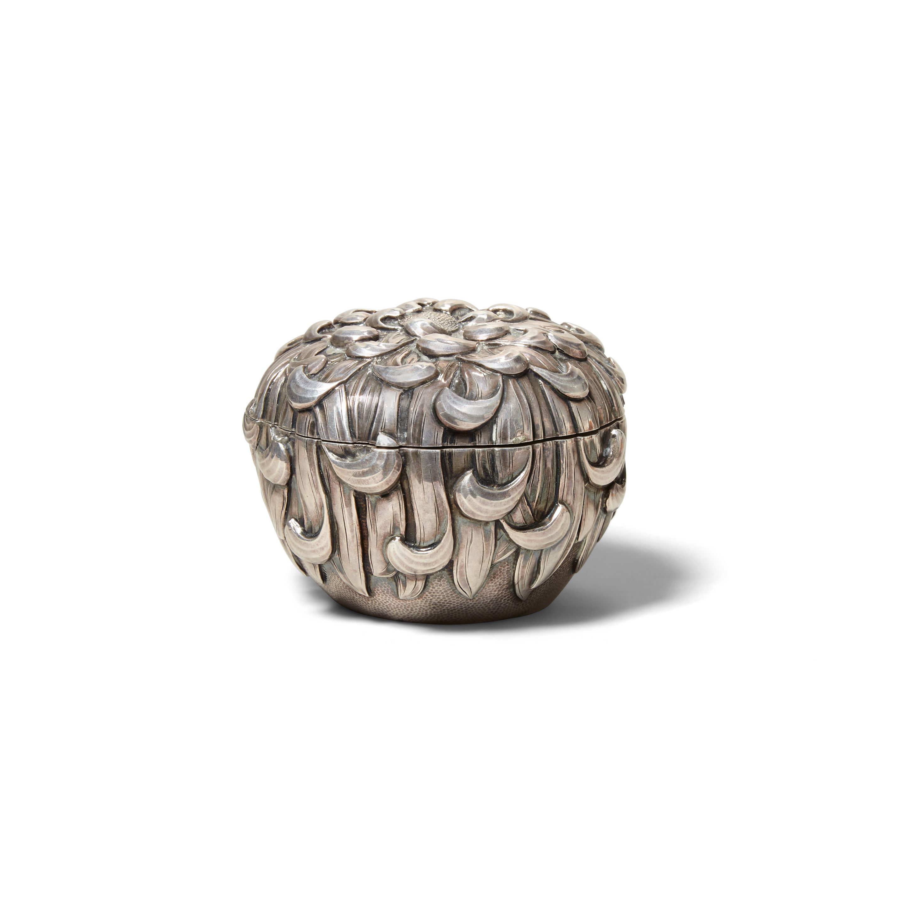 Bonhams : Samurai Shokai Company A silver box and coverTaisho (1912 ...