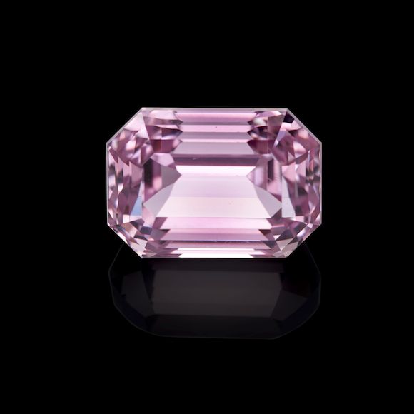 Bonhams : Spodumene var. Kunzite, Ex. John Sinkankas Collection