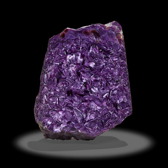 Bonhams : Charoite Vase, Two Charoite Specimens and a Nephrite Vase