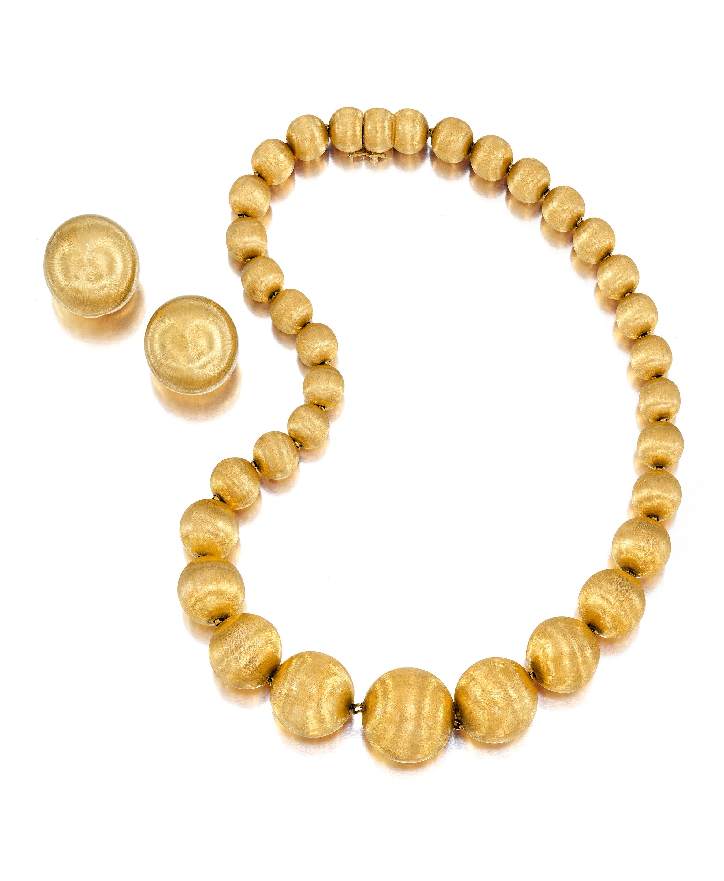 Bonhams : A SET OF 18K GOLD RIGATO GOLD JEWELRY, BUCCELLATI, ITALY