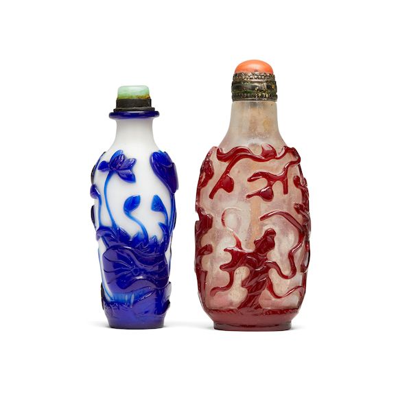 Bonhams : Two overlay decorated glass snuff bottles 1780-1850 (2)