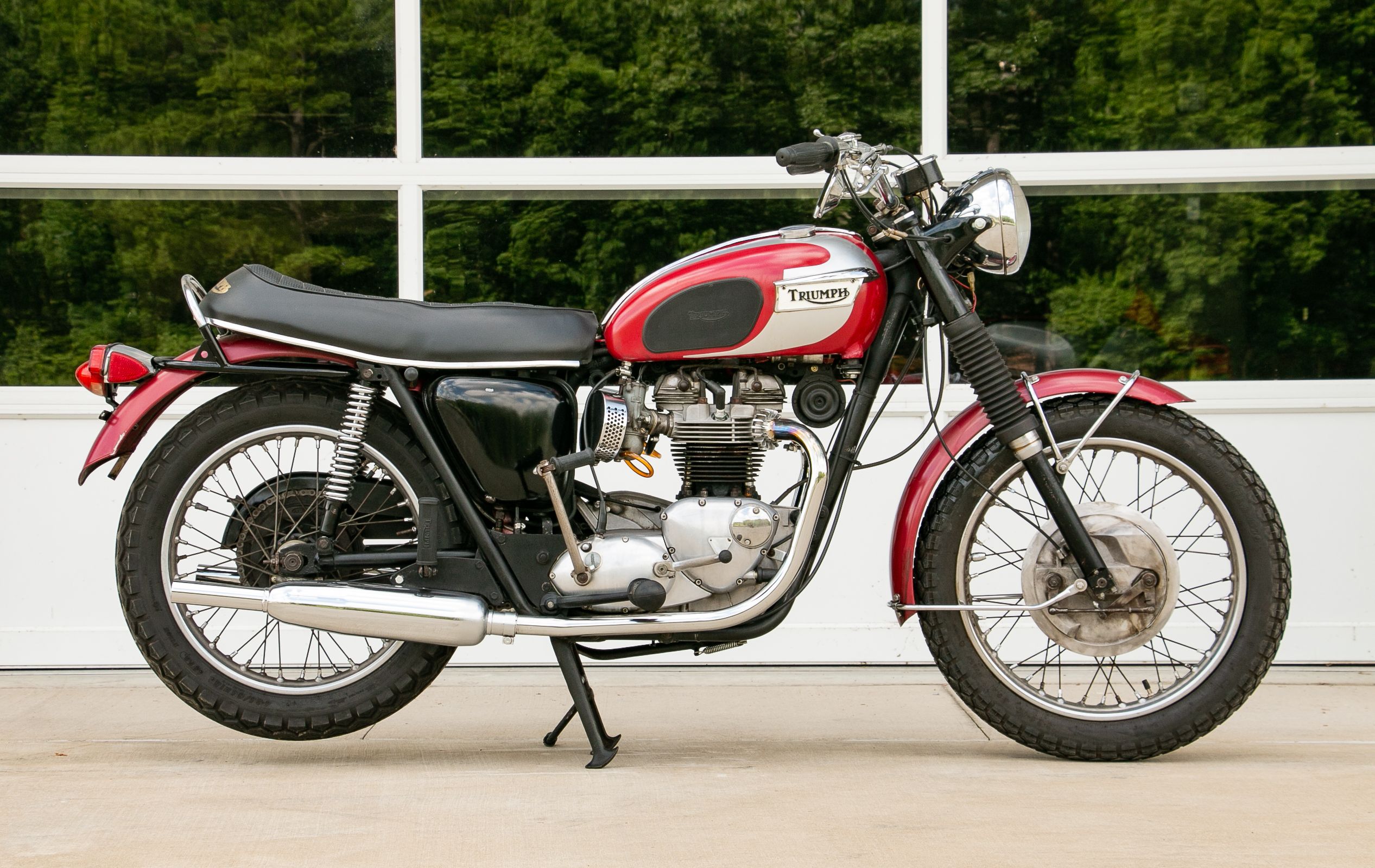 Bonhams Cars : 1970 Triumph Bonneville Engine no. XD 34513 T120R
