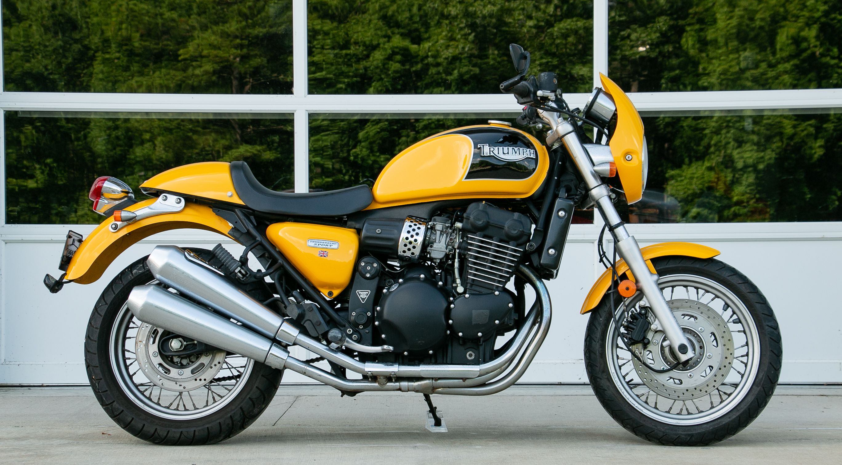 Bonhams Cars : 1998 Triumph Thunderbird Frame no. SMT398DL6WJ056860