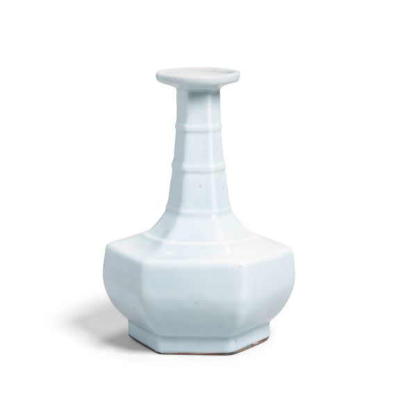 Bonhams : A Clare de lune hexagonal vase 18th century