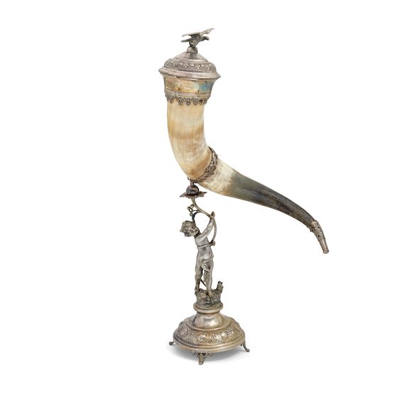Bonhams : A SILVER PLATE MOUNTED DRINKING HORN