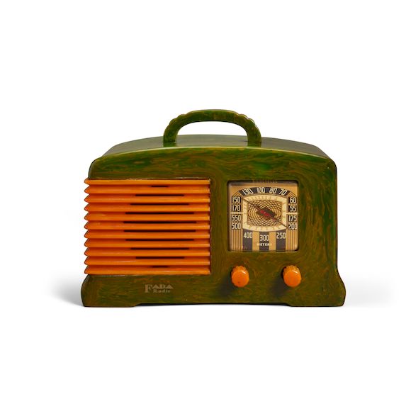 Bonhams : Fada L56 Radio1939emerald green and yellow catalinheight 6in ...