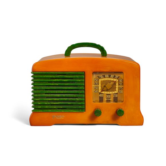 Bonhams : Fada L56 Radio1939yellow catalin with green handle, knobs and ...