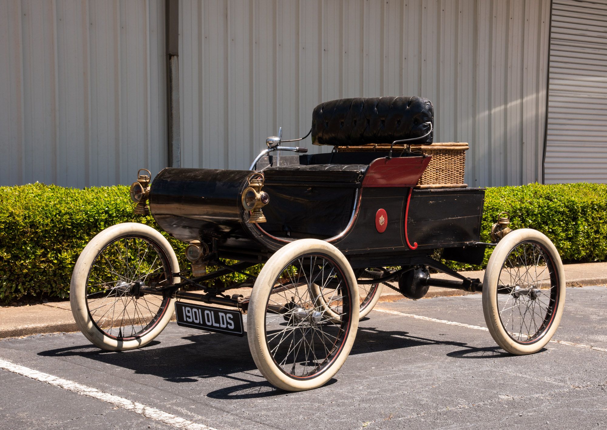 Bonhams Cars : 1901 Oldsmobile Model R Curved Dash Runabout Engine no. 6269