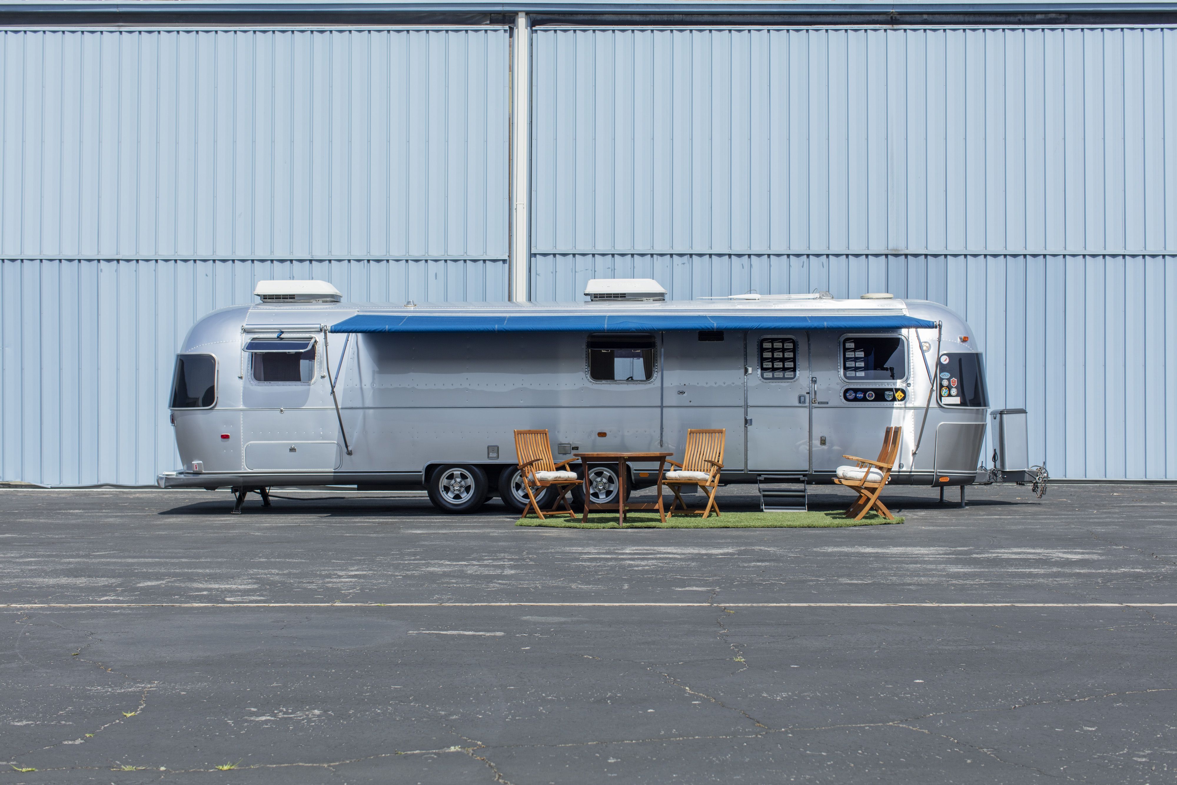 1992 Airstream Model 34 Limited Excella Travel Trailer - auctions ...