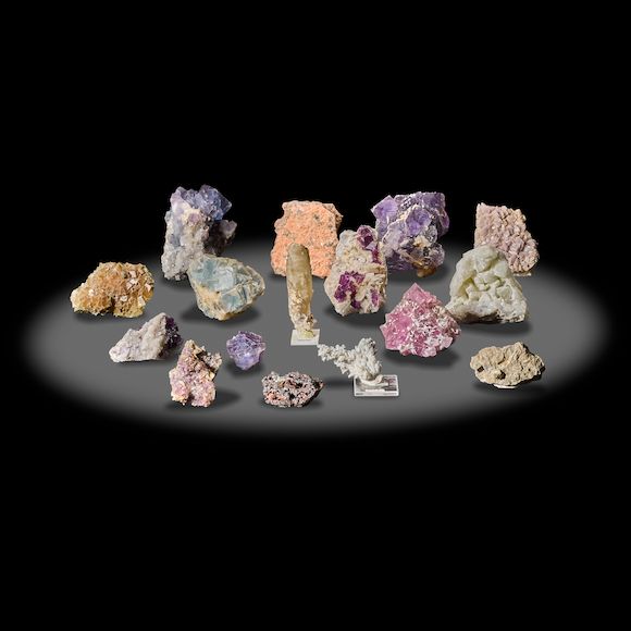 Bonhams : Sixteen Spanish Minerals