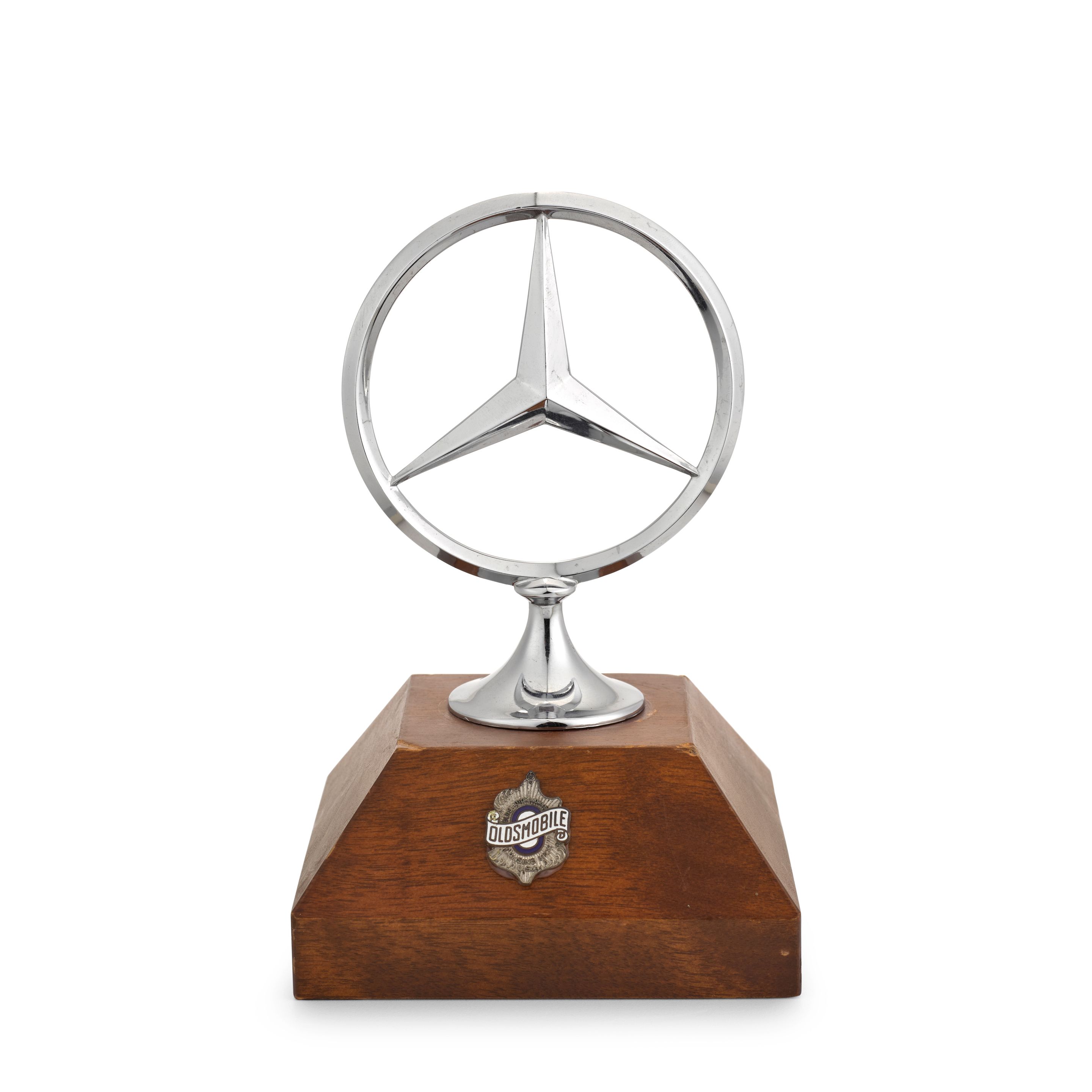Bonhams Cars : Two Mercedes-Benz 'three pointed star' mascots,