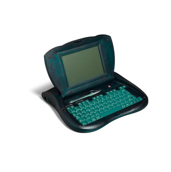 Bonhams : APPLE eMATE 300 PROTOTYPE OF APPLE'S ONLY TOUCHSCREEN LAPTOP ...