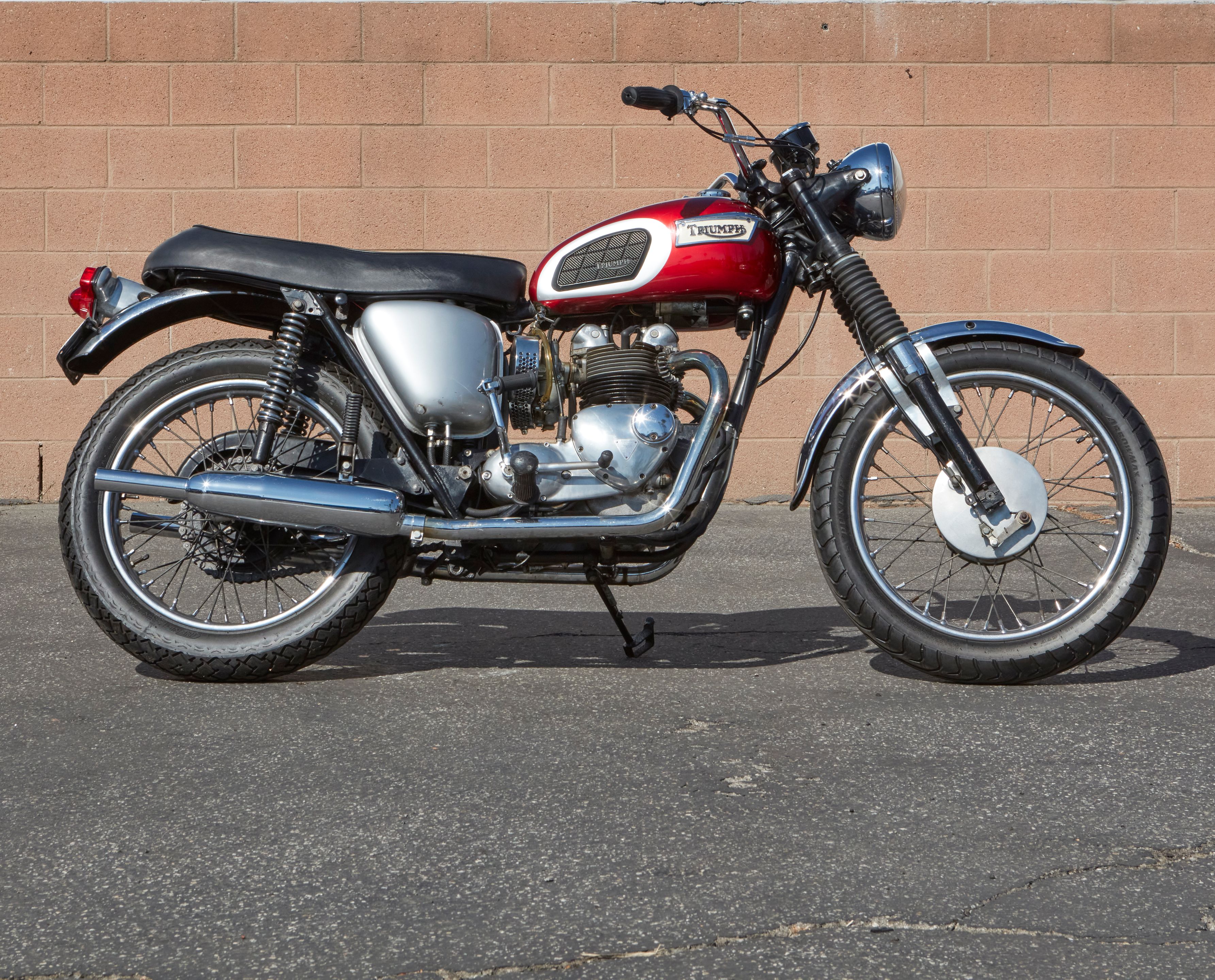 Bonhams Cars : 1967 Triumph T100R Frame no. T100RH52141 Engine no ...