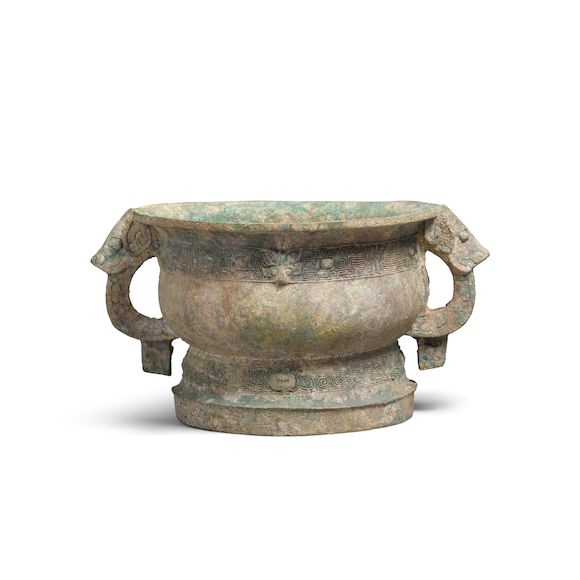 Bonhams : An archaic bronze vessel,gui Western Zhou period, 9th/8th ...