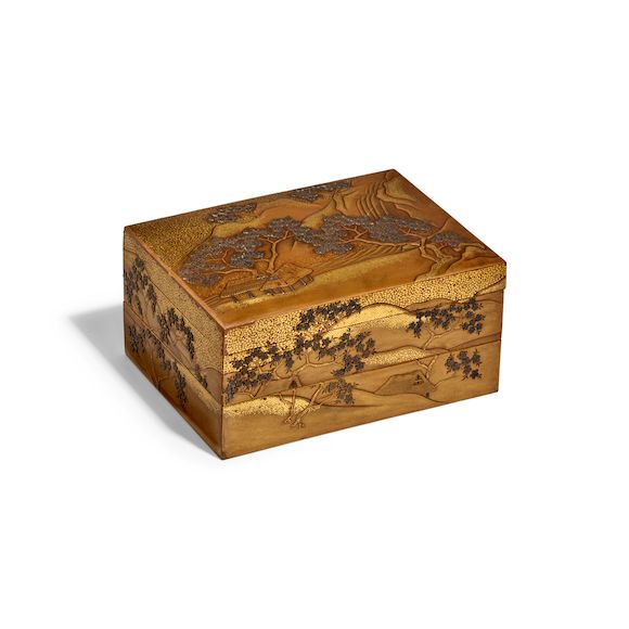 Bonhams : A SET OF GOLD LACQUER BOXES Meiji era (1868-1912)