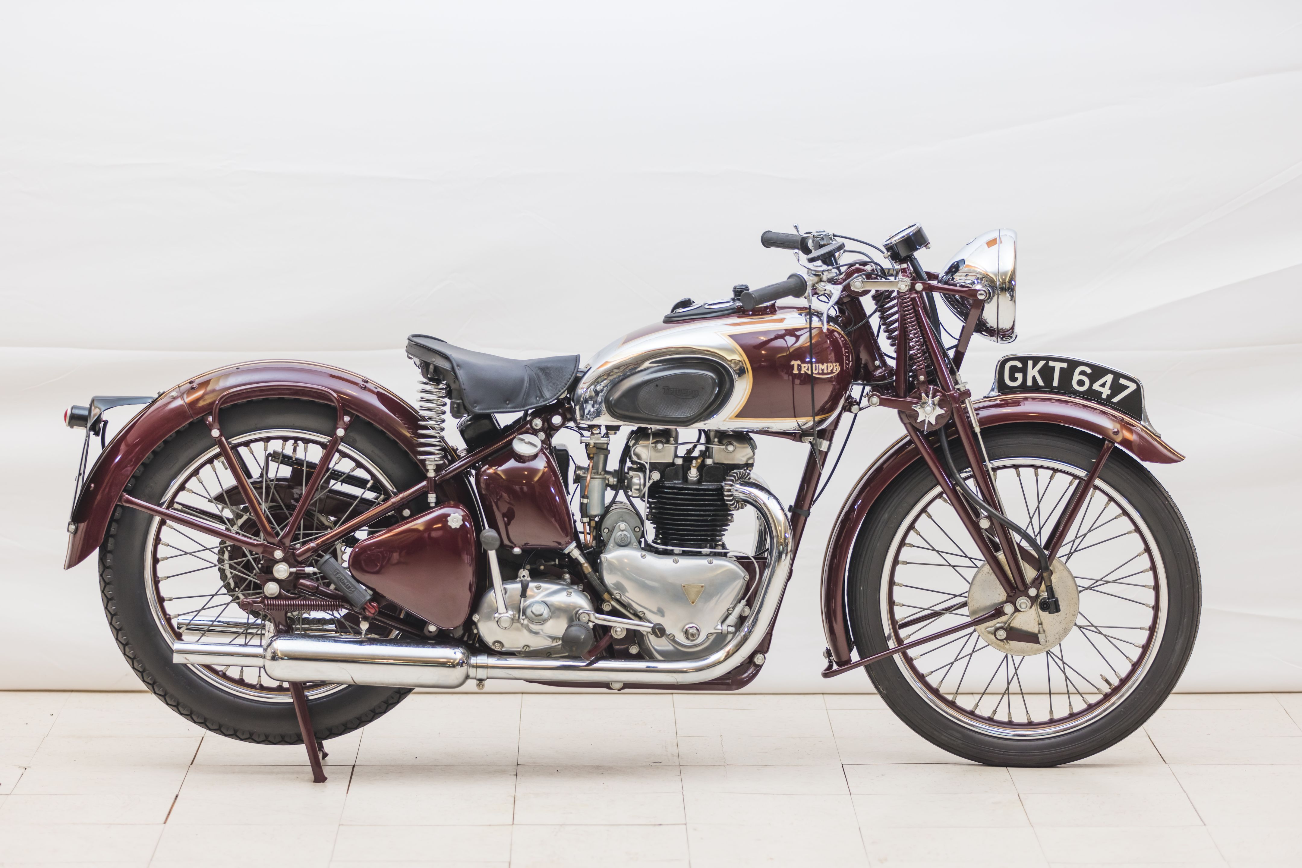 Bonhams Cars : 1940 Triumph Speed Twin Frame no. TF2677 Engine no. 40 ...