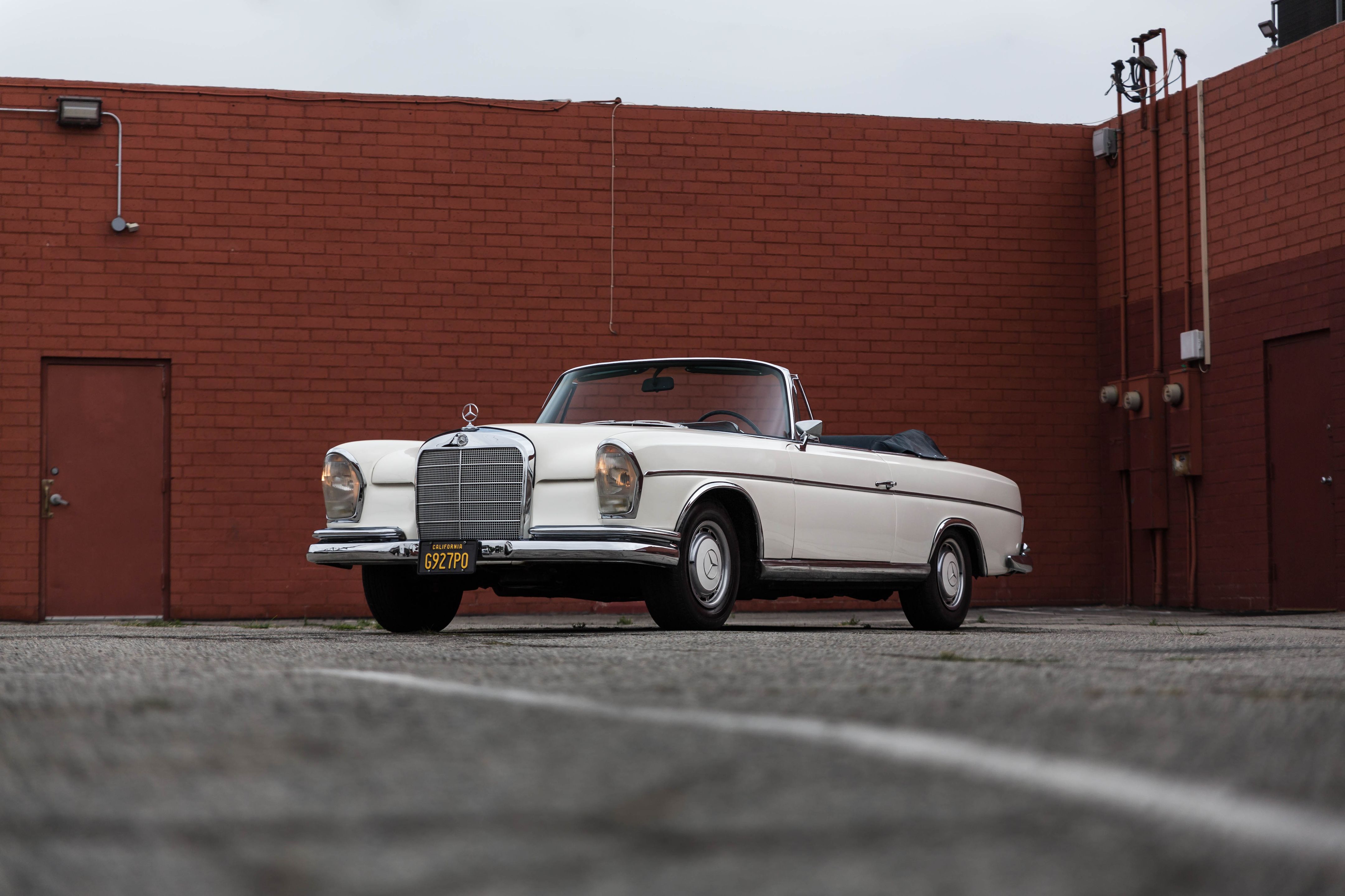 Bonhams Cars : 1962 Mercedes-Benz 220 SEB Cabriolet Chassis no. 111023 ...