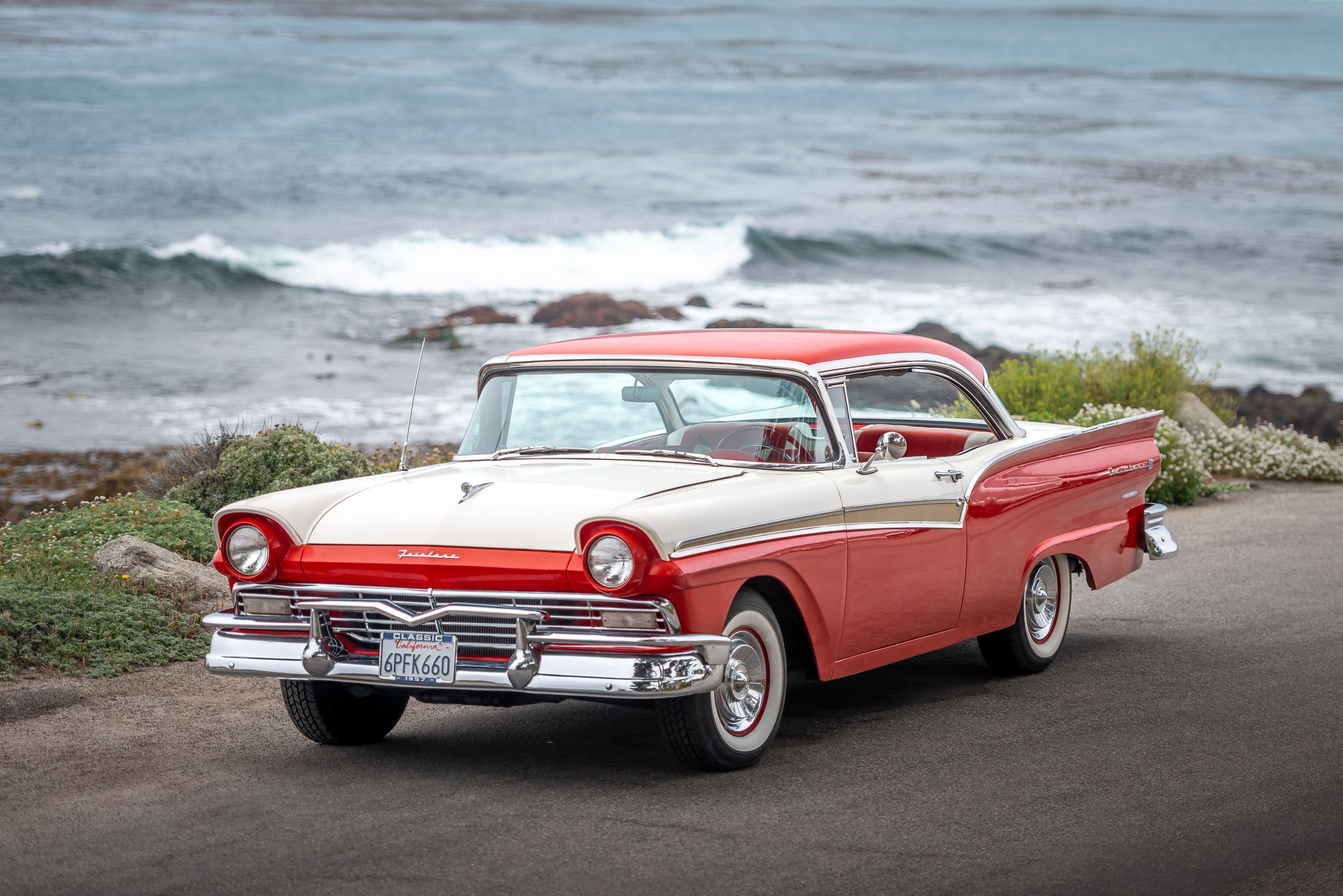 1957 Ford Fairlane 500 Victoria Club Coupe - auctions & price archive