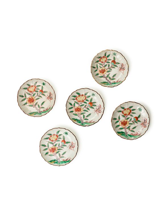 Bonhams : A SET OF FIVE ENAMELED GOSU-AKAE (KO-SOMETSUKE) SAUCER DISHES ...