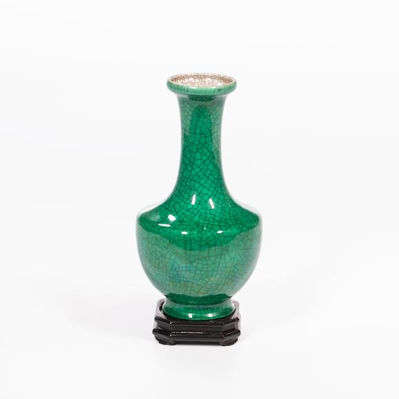 Bonhams Skinner Monochrome Apple Green Glazed Vase