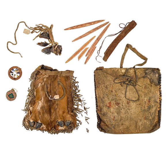 Bonhams : A grouping of Niitsitapi (Blackfeet) items