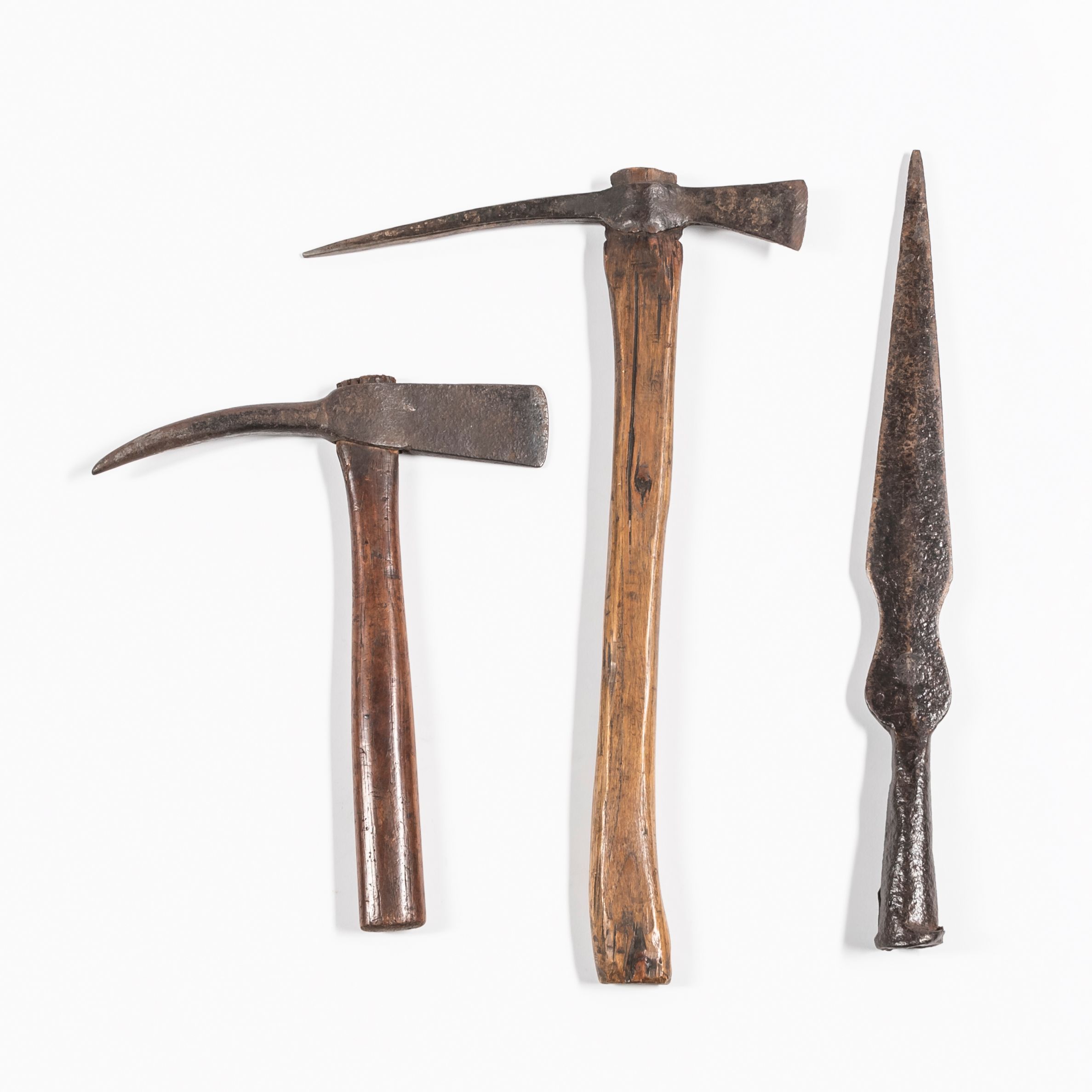 Bonhams Skinner : Two Spiked Hatches and a Spontoon Head
