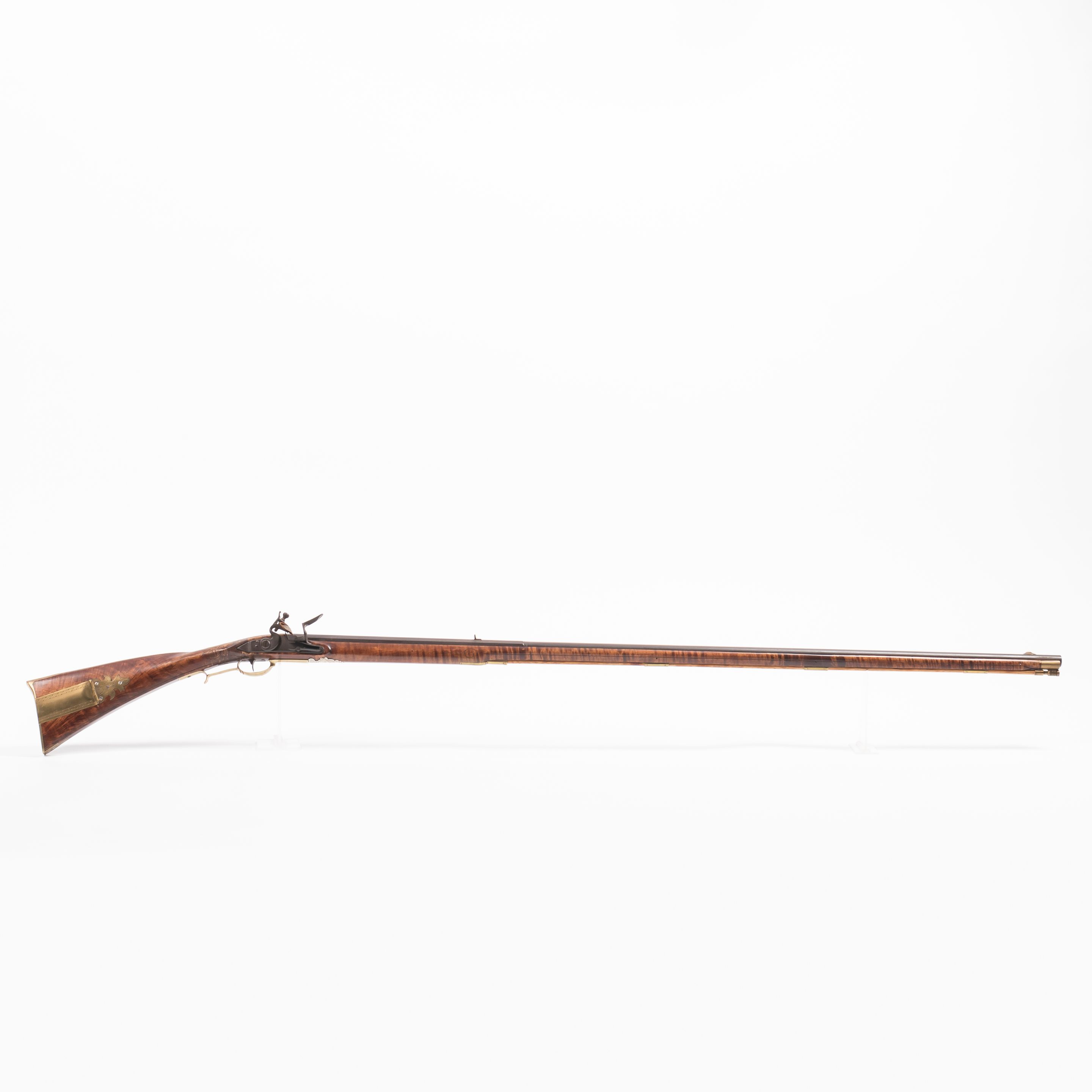 Bonhams Skinner : Reproduction Flintlock Long Rifle