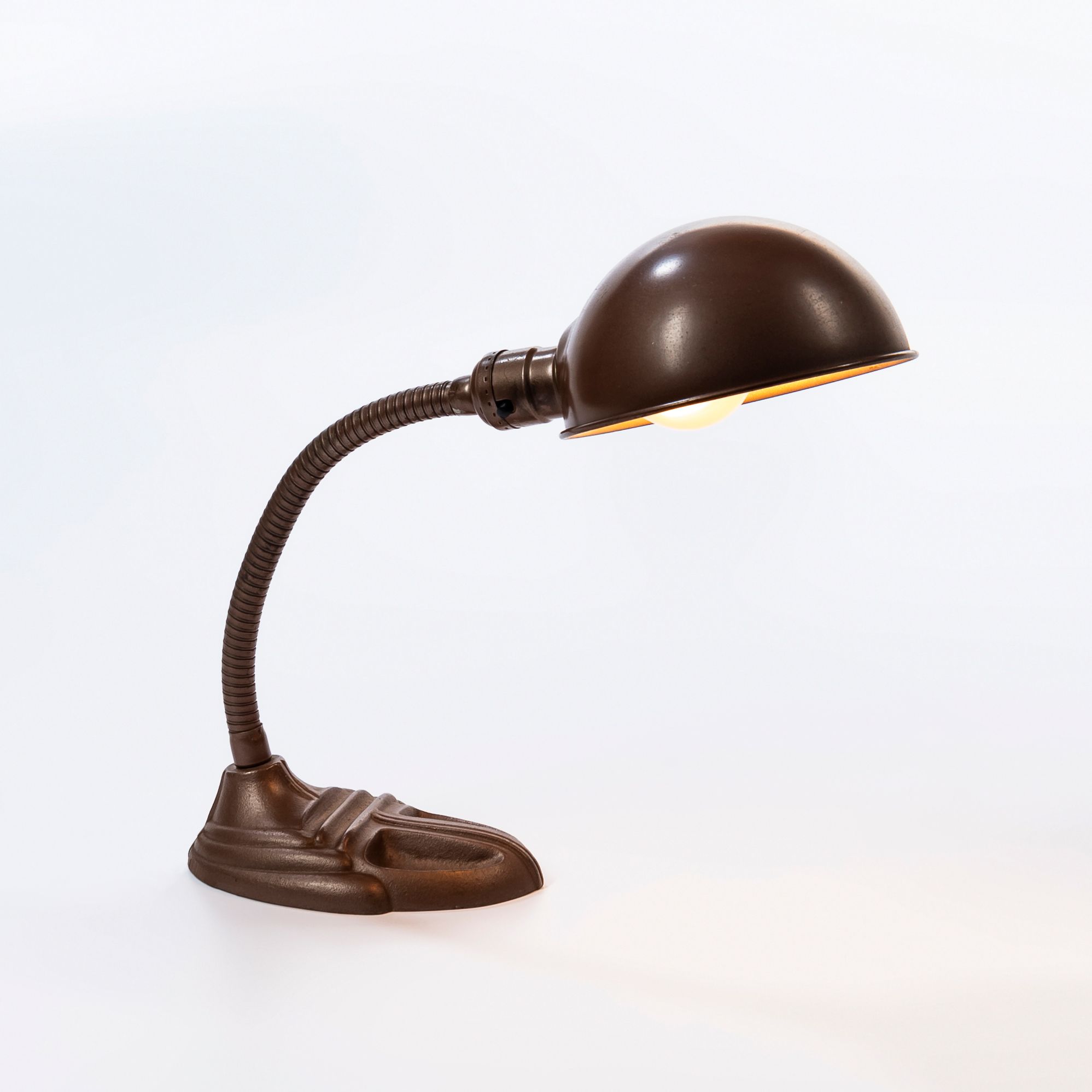 Bonhams Skinner : Rodale 987 Gooseneck Desk Lamp, Emmanus, Pennsylvania ...