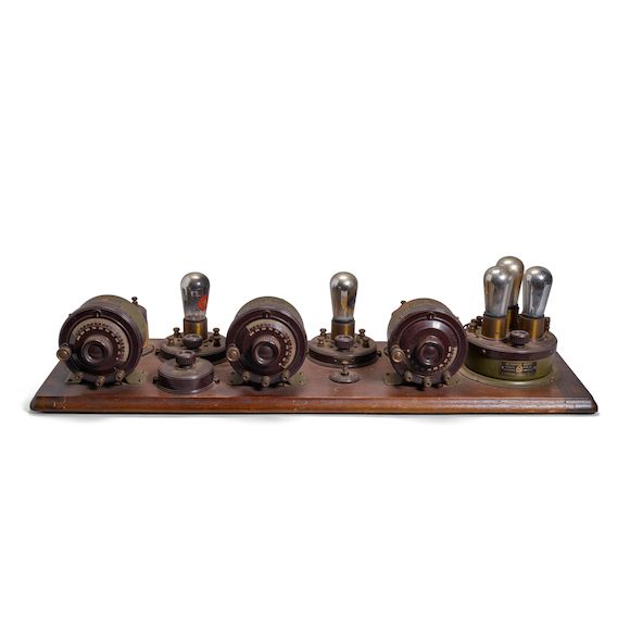 Bonhams : ATWATER KENT 'Breadboard' Radiocirca 1923model 10C ...