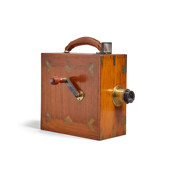 Bonhams : WILLIAMSON KINEMATOGRAPH 35mm motion picture camera, London ...