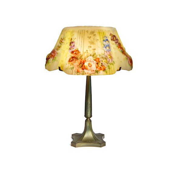 Bonhams : PAIRPOINT (1900-1970) Flower Garland Table Lampcirca ...