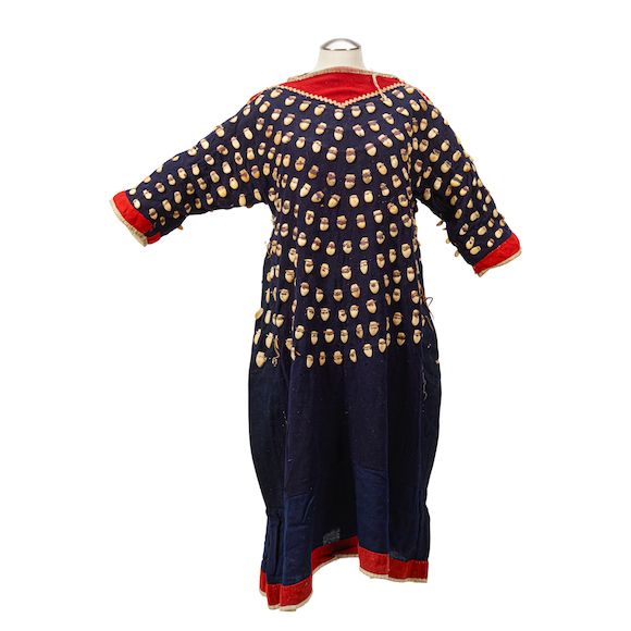 Bonhams : An Apsáalooke (Crow) elk tooth dress