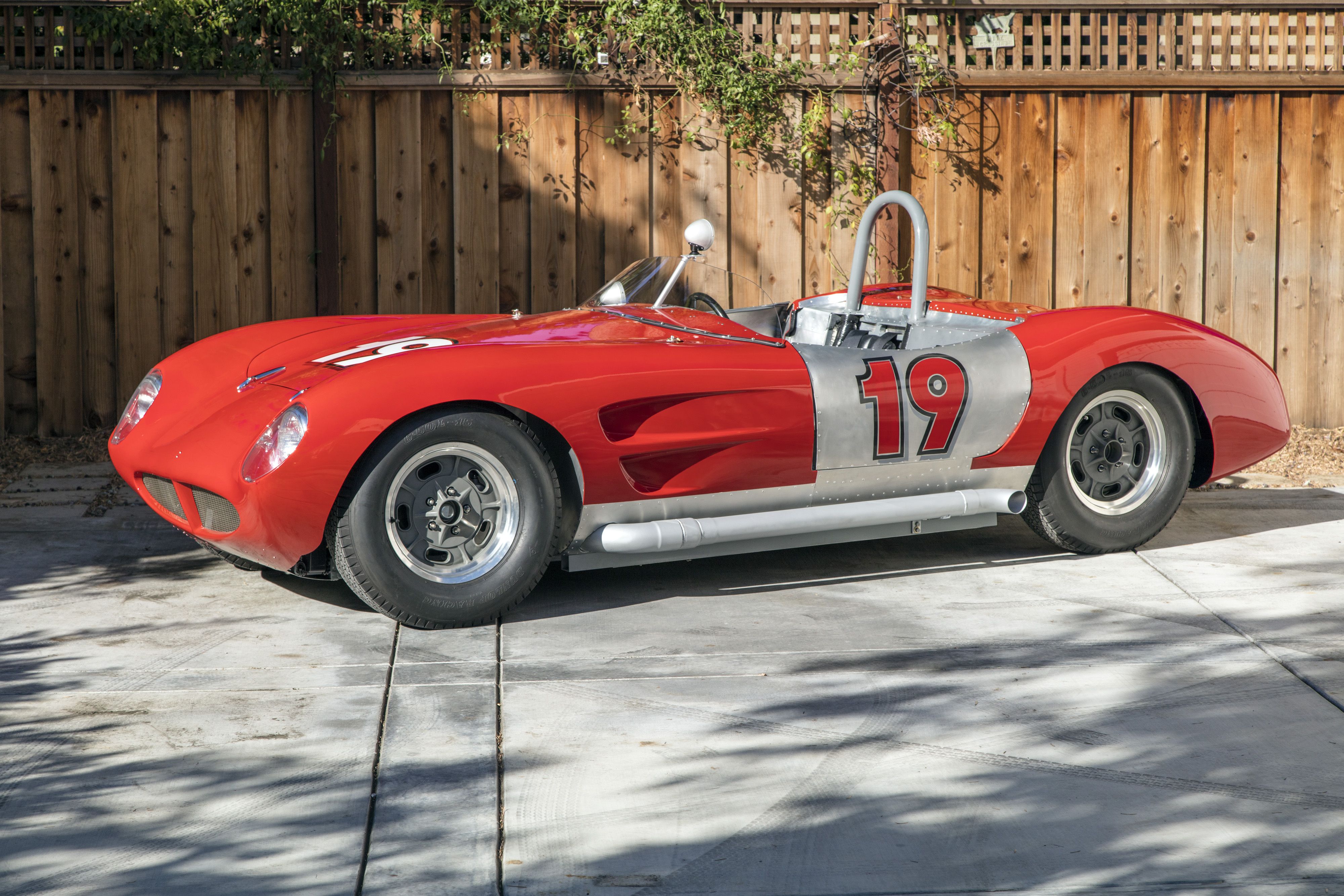 413ci OHV Golden Lion V8 Engine 2 Carter - auctions & price archive